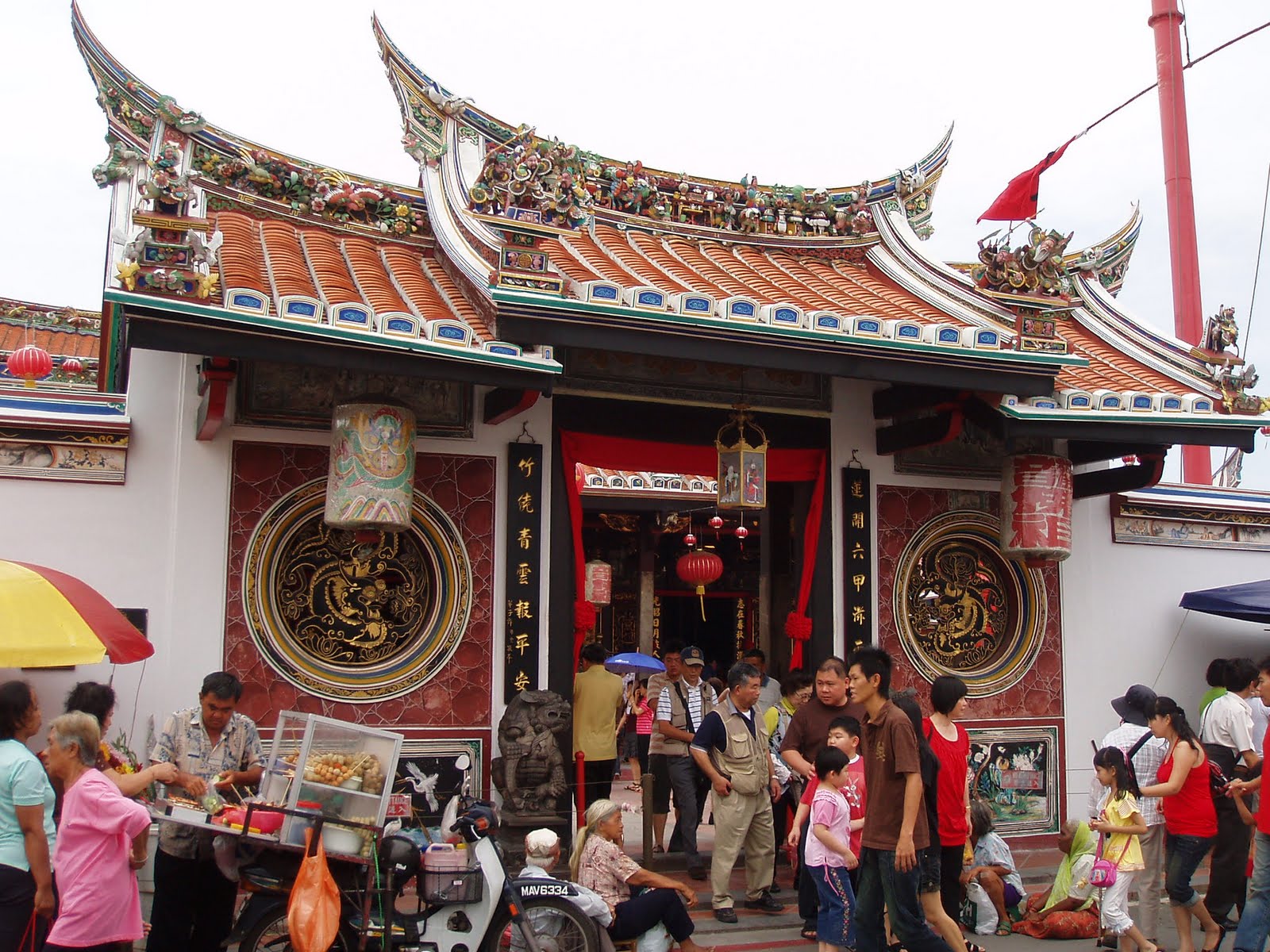 Food and Travel with Des: Five Best Historical Highlights of Southeast Asia