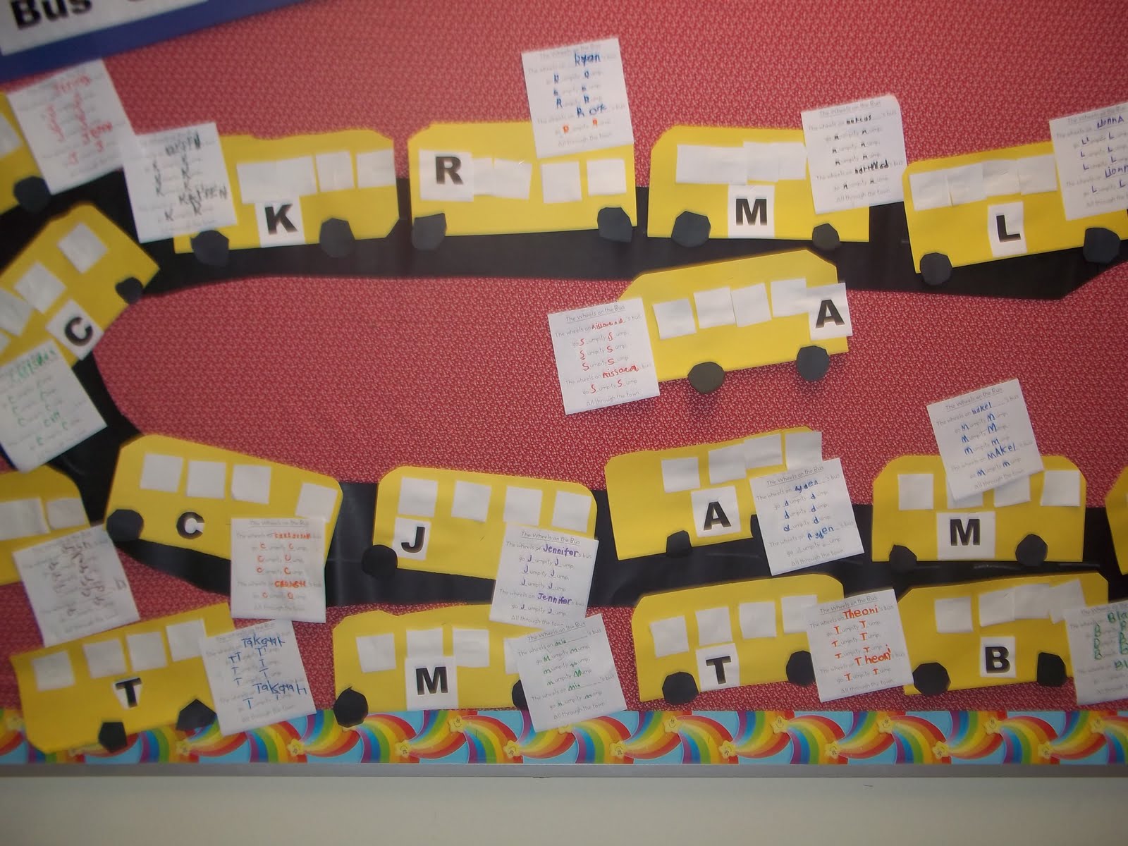 Mrs. Wood's Kindergarten Class: The Wheels on The Bus