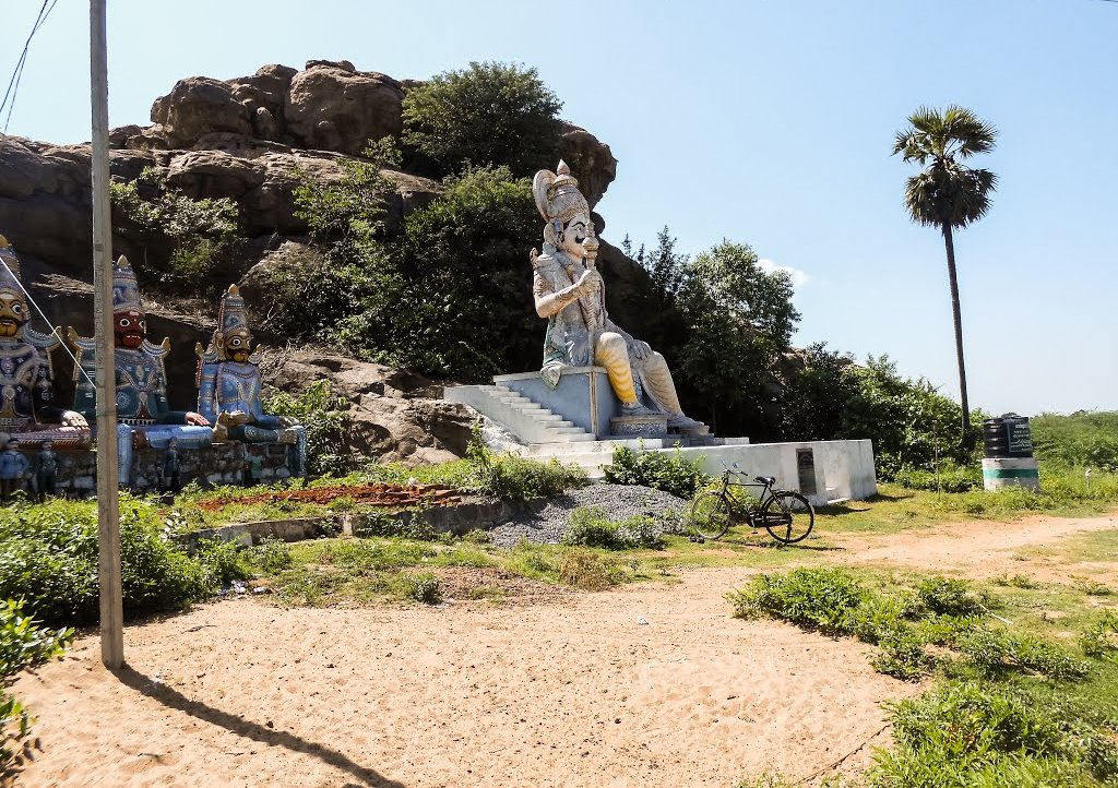 Tamilnadu Tourism: Sunai Karadu Ayyanarappan Temple, Mallur, Salem