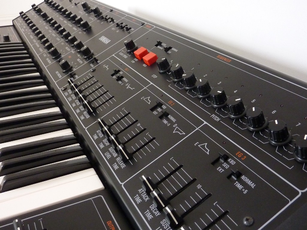 MATRIXSYNTH: Yamaha CS30