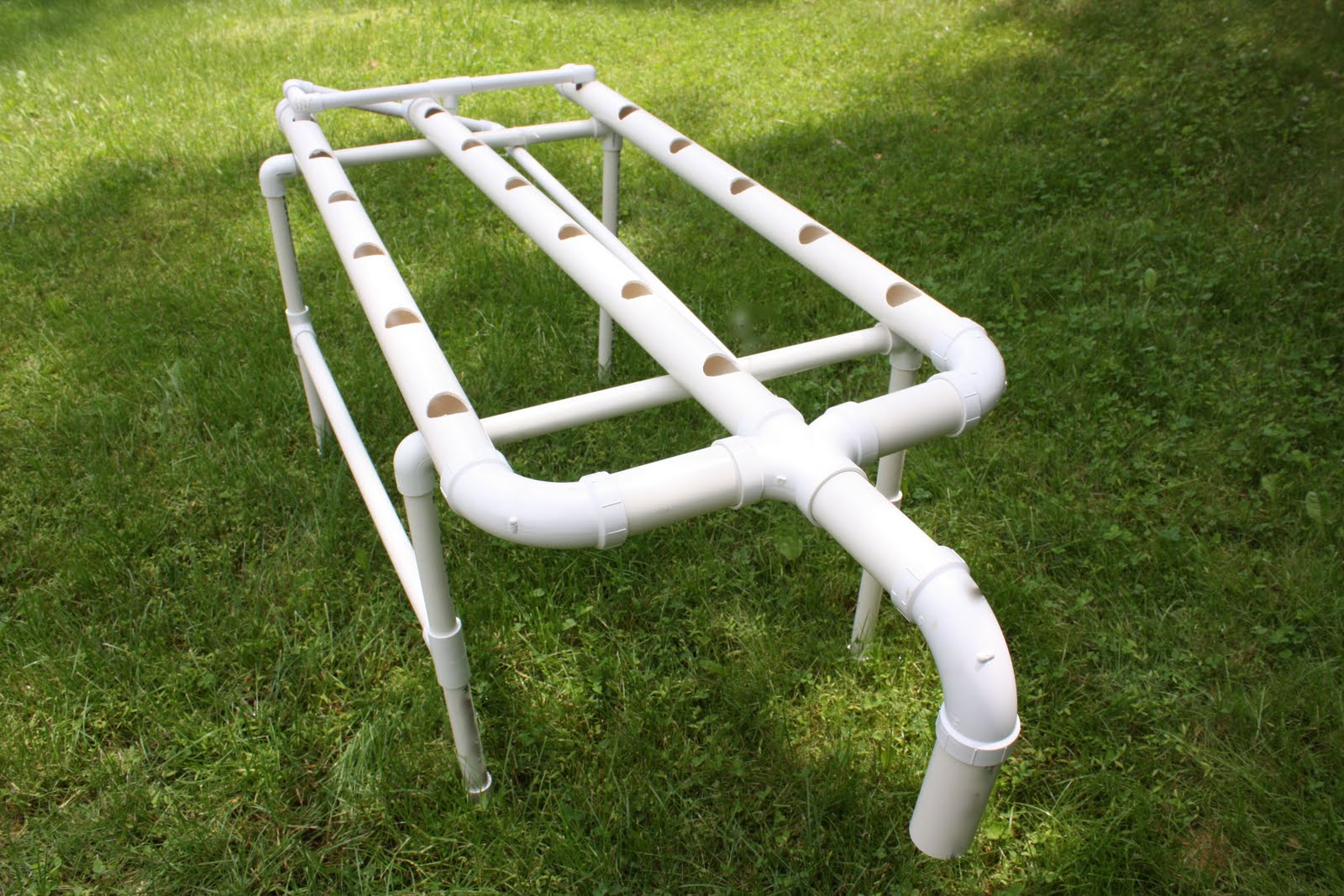 Green Happenings-H2O: Alternative Gardening 2011 At-Home Hydroponics ...