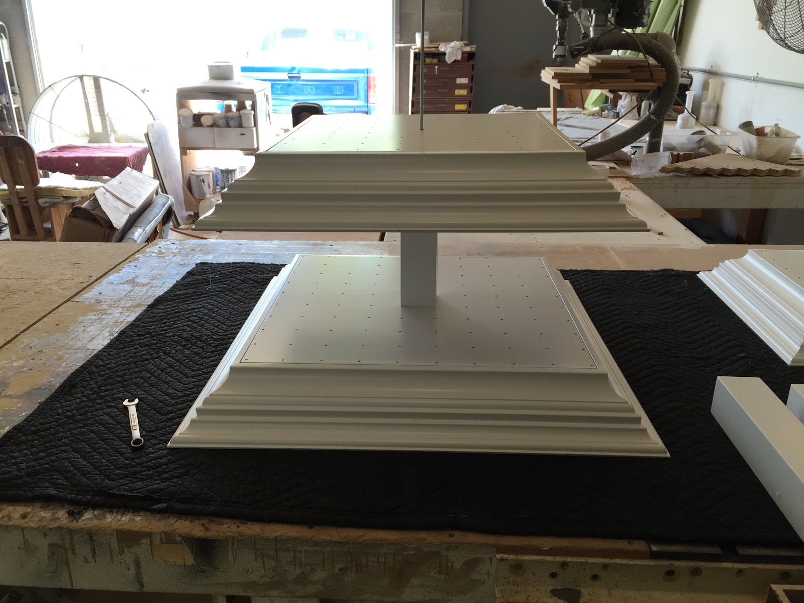 Mikes Amazing Stands: Assembly Instructions