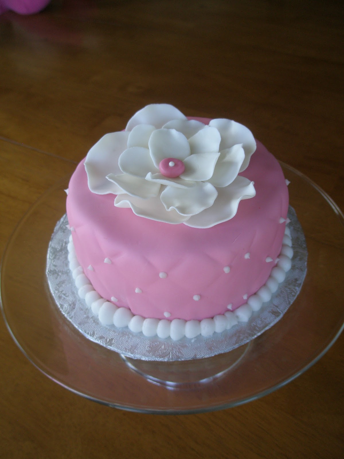 Angie's Cakes: Mini Cake
