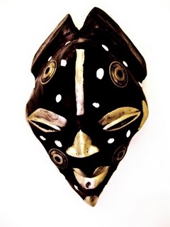 -: MAGPIE TALE: The Vicuna Mask