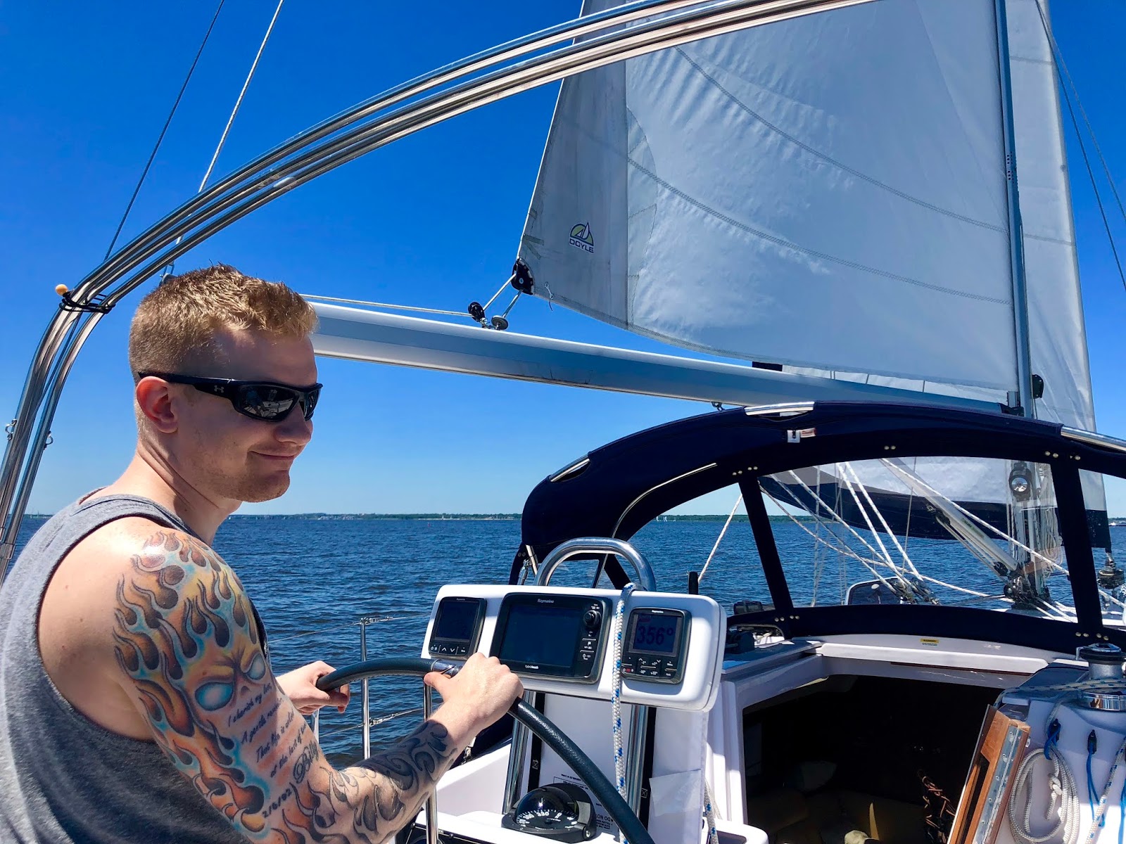 Sailing with George and Vicky: Sailing Topless - With a Pedicure???