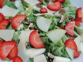 DISFRUTA COCINAR: ENSALADA DE FRESA