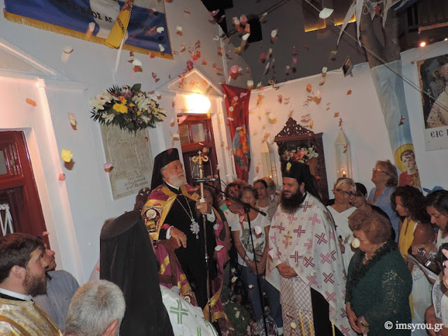 ΠΛΗΜΜΥΡΙΣΑΝ ΤΗΝ ΧΩΡΑ ΤΗΣ ΜΥΚΟΝΟΥ ΟΙ ΠΙΣΤΟΙ... ΓΙΑ ΤΟΝ ΠΑΝΗΓΥΡΙΚΟ ...