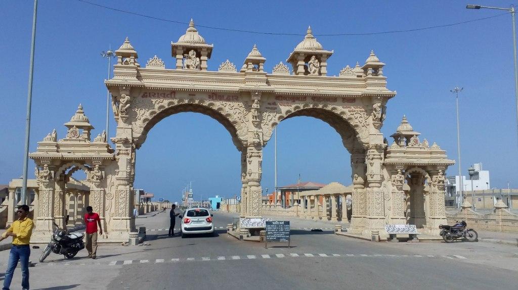 Hindu Temples of India: Dwarkadhish Temple, Dwaraka – The Temple