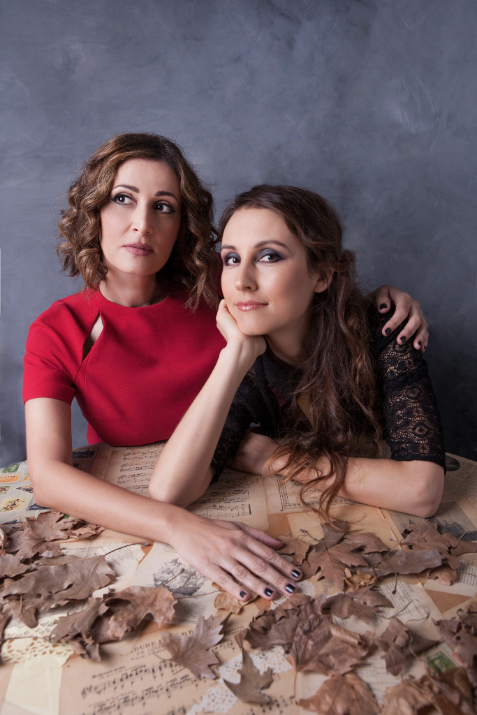 NLP RADIO GR: «O κόσμος σε δύο φωνές», της Ελένης Πέτα και της Fide ...