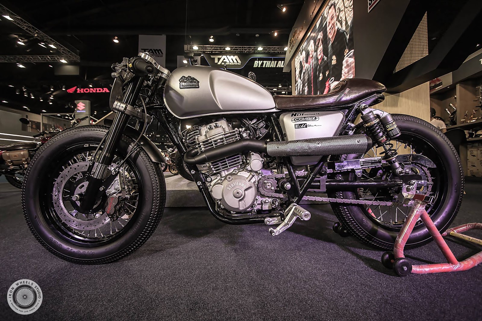 Stallions Centaur 400cc - RocketGarage - Cafe Racer Magazine