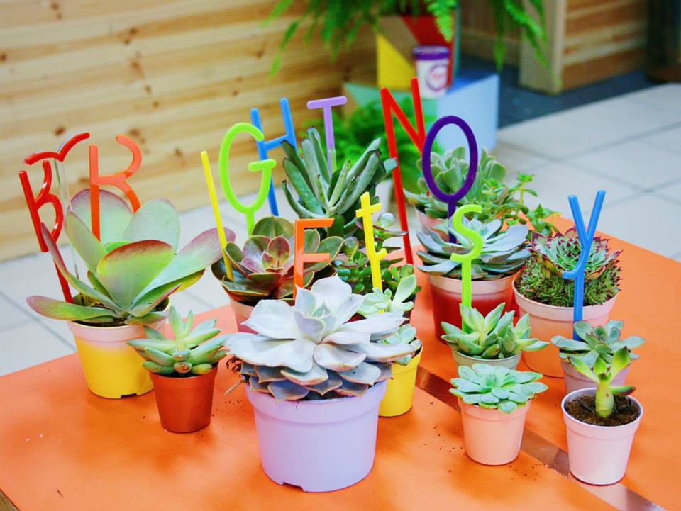 designosaur: 7 Tips on How to Build a Successful Etsy Team