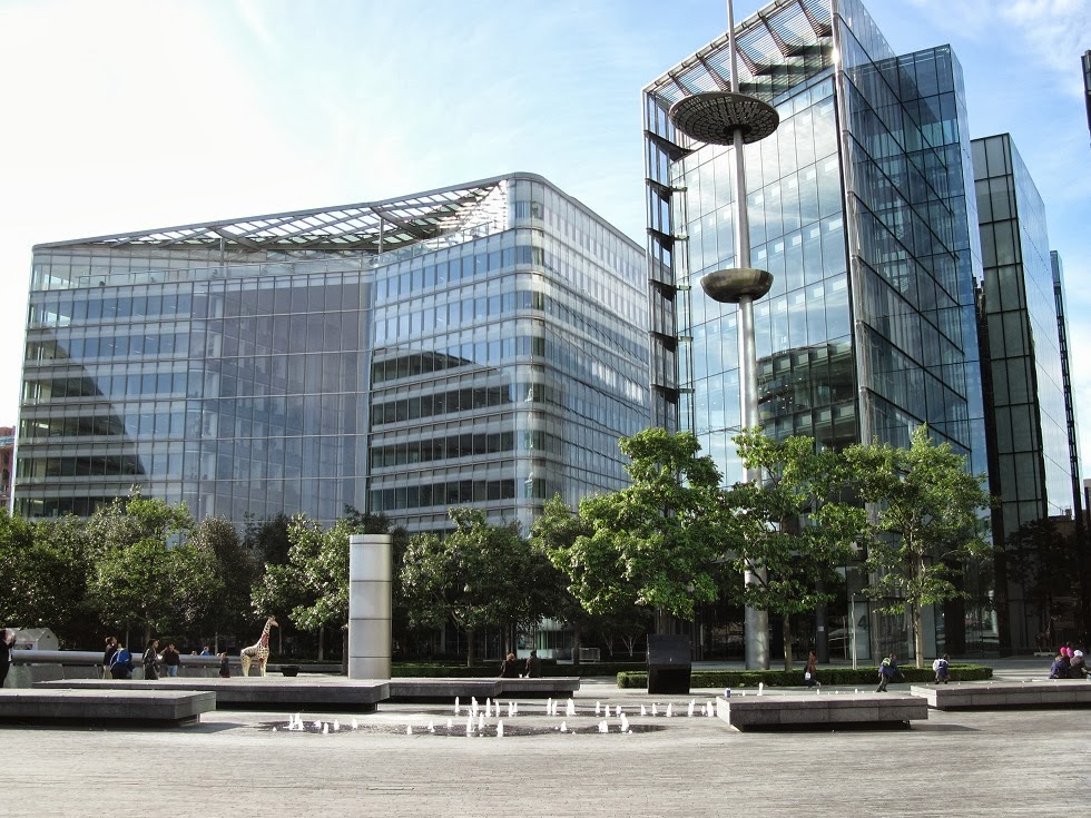 The Museum of Modern Irrelevance (MoMI): London: For Business and Pleasure