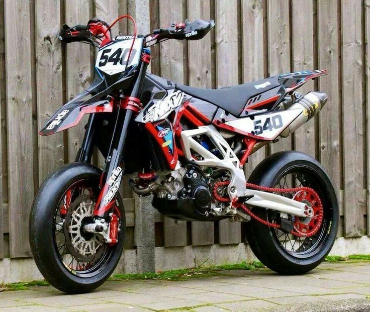 DUNIA MOTOR TRAIL DAN SUPERMOTO: SEJARAH SUPERMOTO