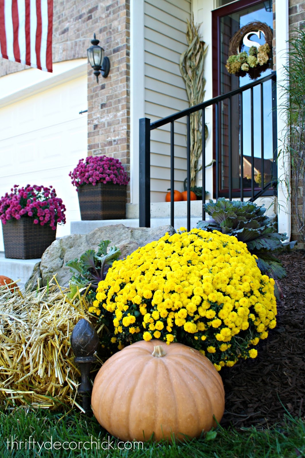 Our fall front porch (and new landscaping!) | Thrifty Decor Chick ...