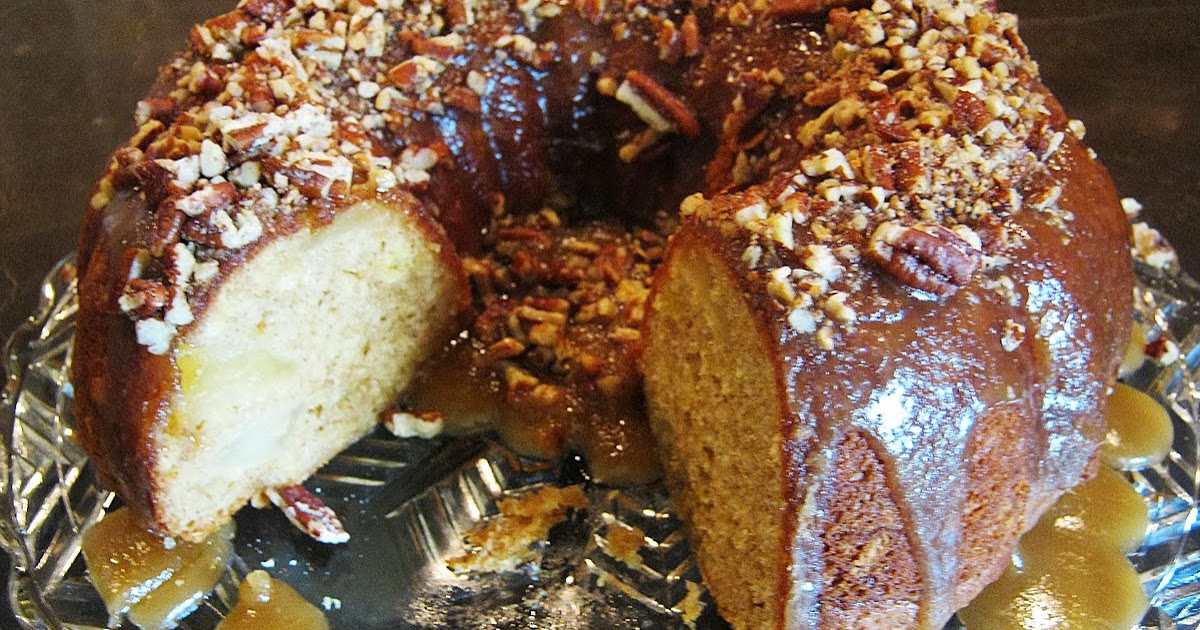 Let the Feasty Begin: Apple Praline Cake