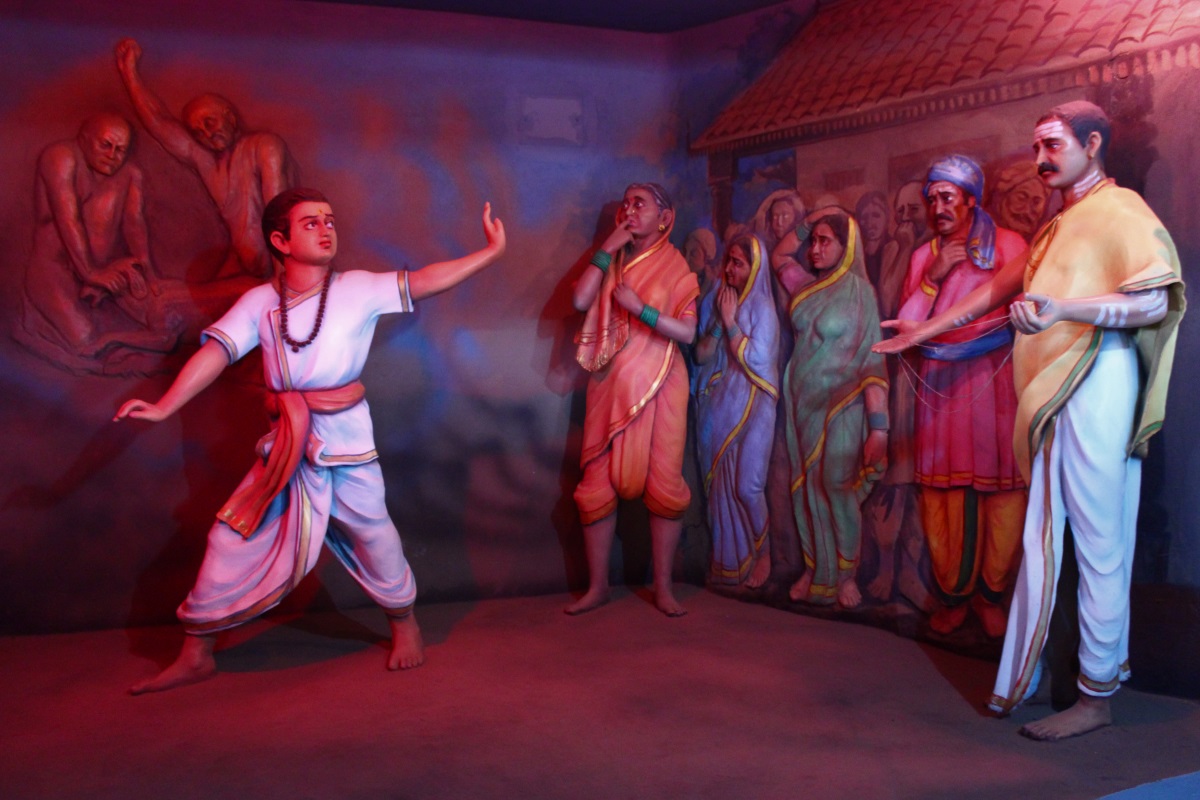 Journeys across Karnataka: Museum at Basaveshwara Memorial, Gadag