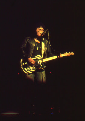 [E.O.M.S.]: Deke Leonard R.I.P.