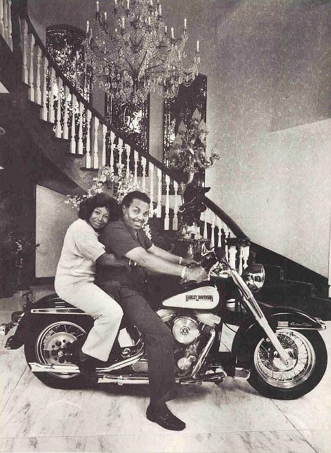 Espaço Michael Jackson: Michael Jackson e a sua moto