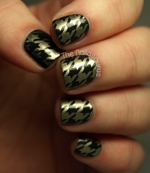 The Nailasaurus | UK Nail Art Blog - Snippet: Hunter Green Houdstooth ...