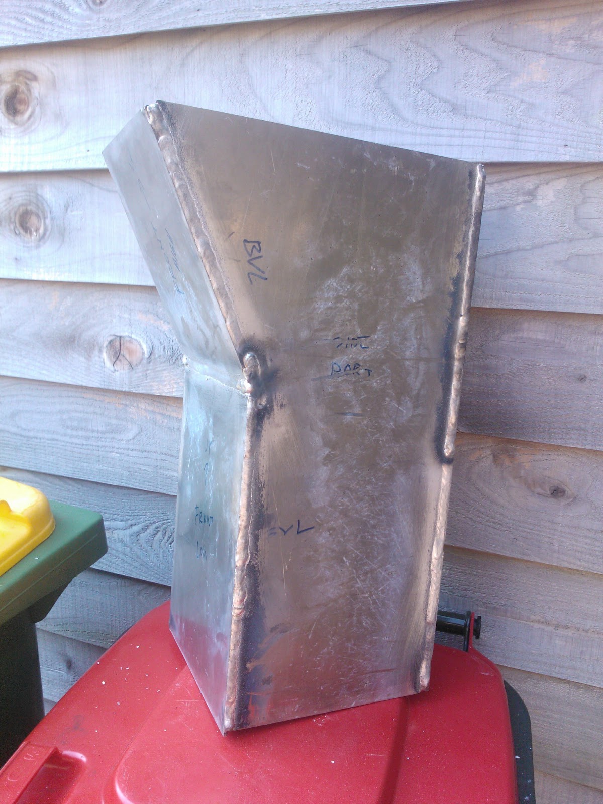 Bespoke Burley Bucket