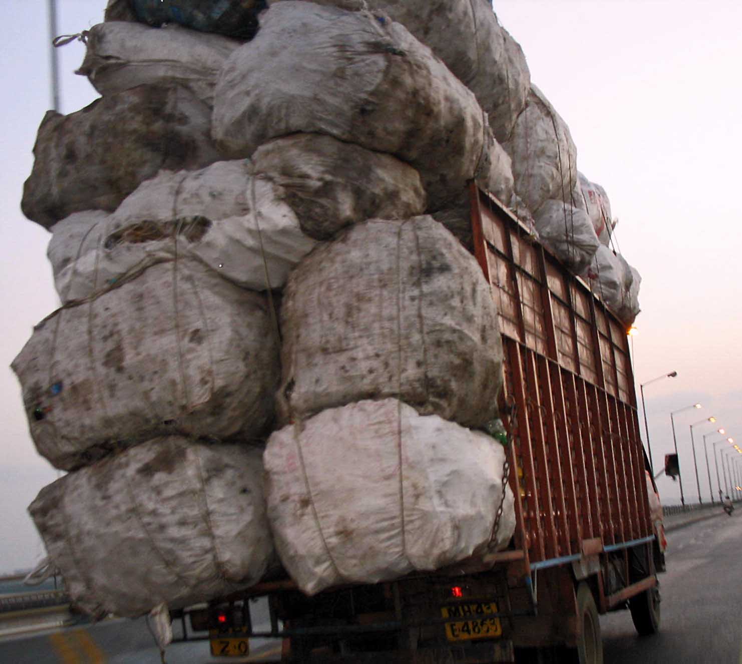 Stock Pictures: Unsafe trucks