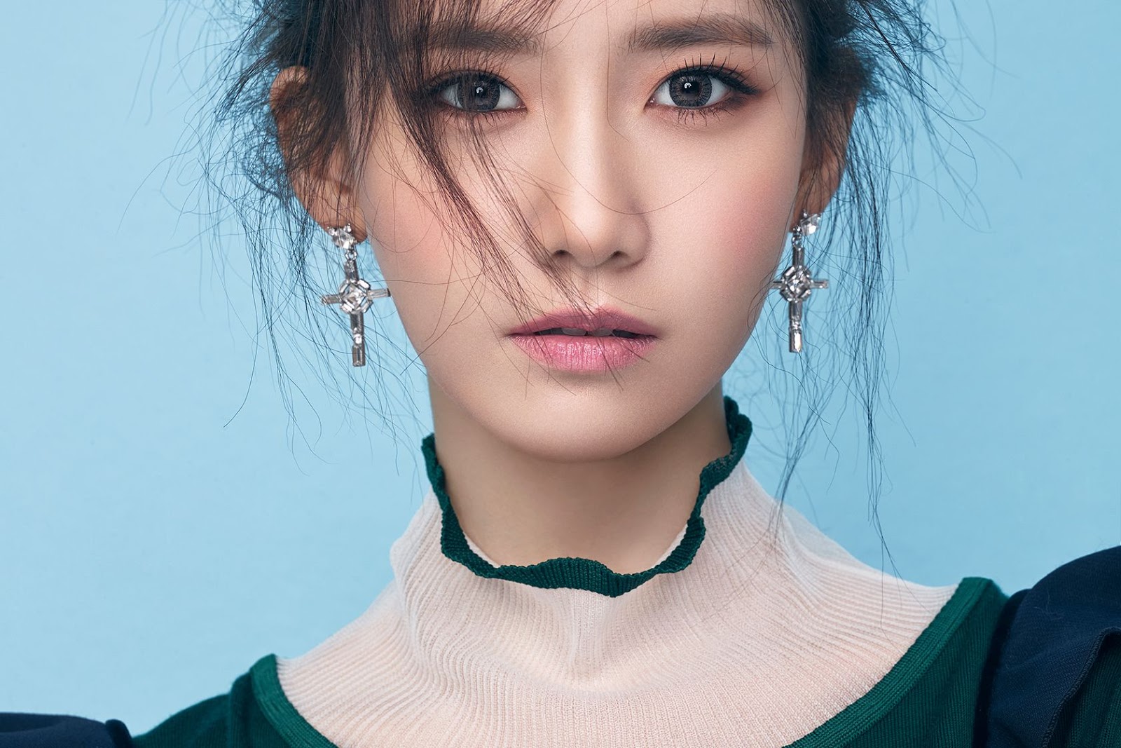 More of SNSD's YoonA for VOGUE Taiwan - Wonderful Generation