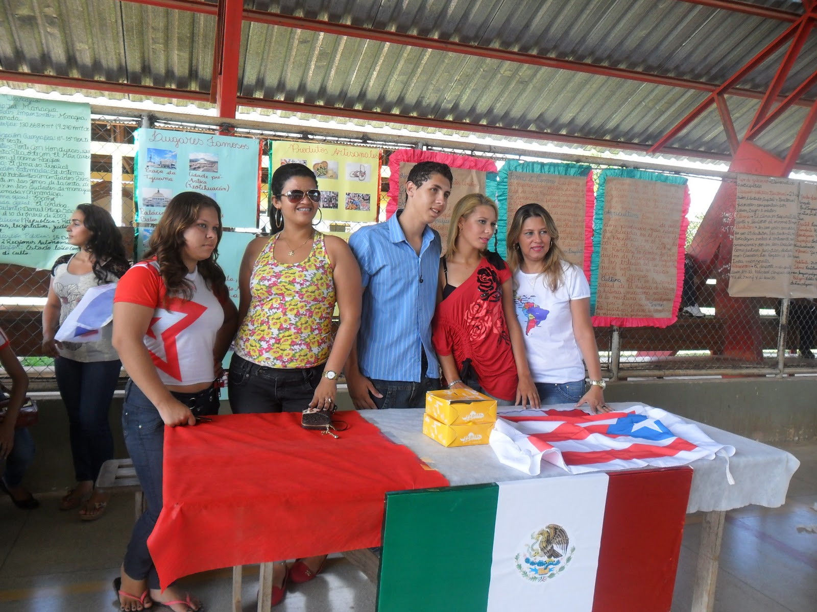 Luciane: Proyecto Cultural - " Los Países Hispanohablantes"