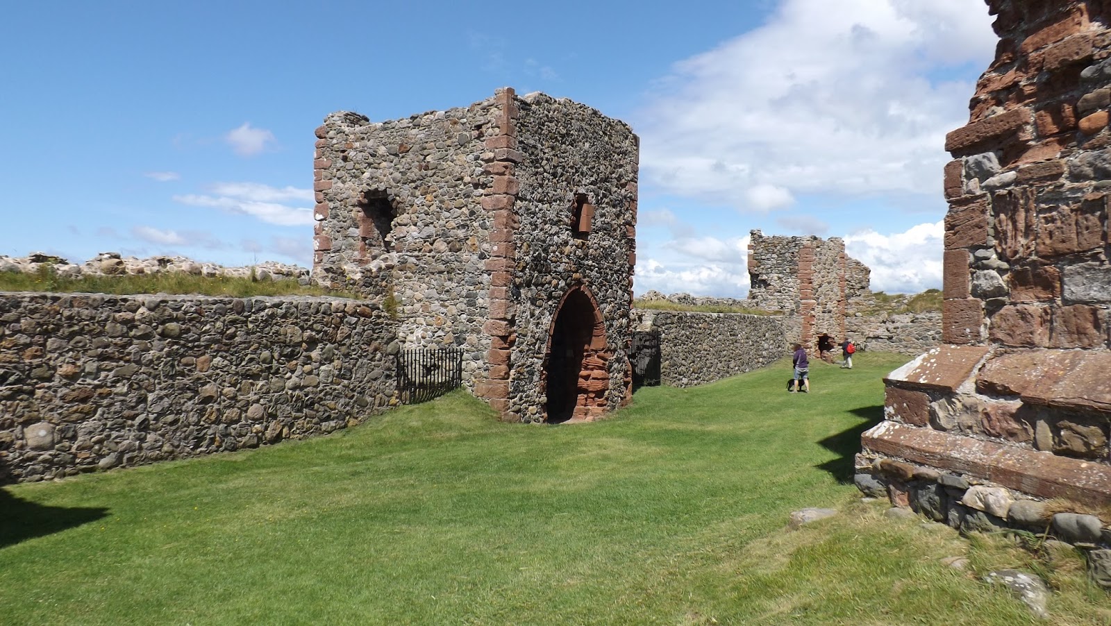 The castles, towers and fortified buildings of Cumbria: Piel Castle ...