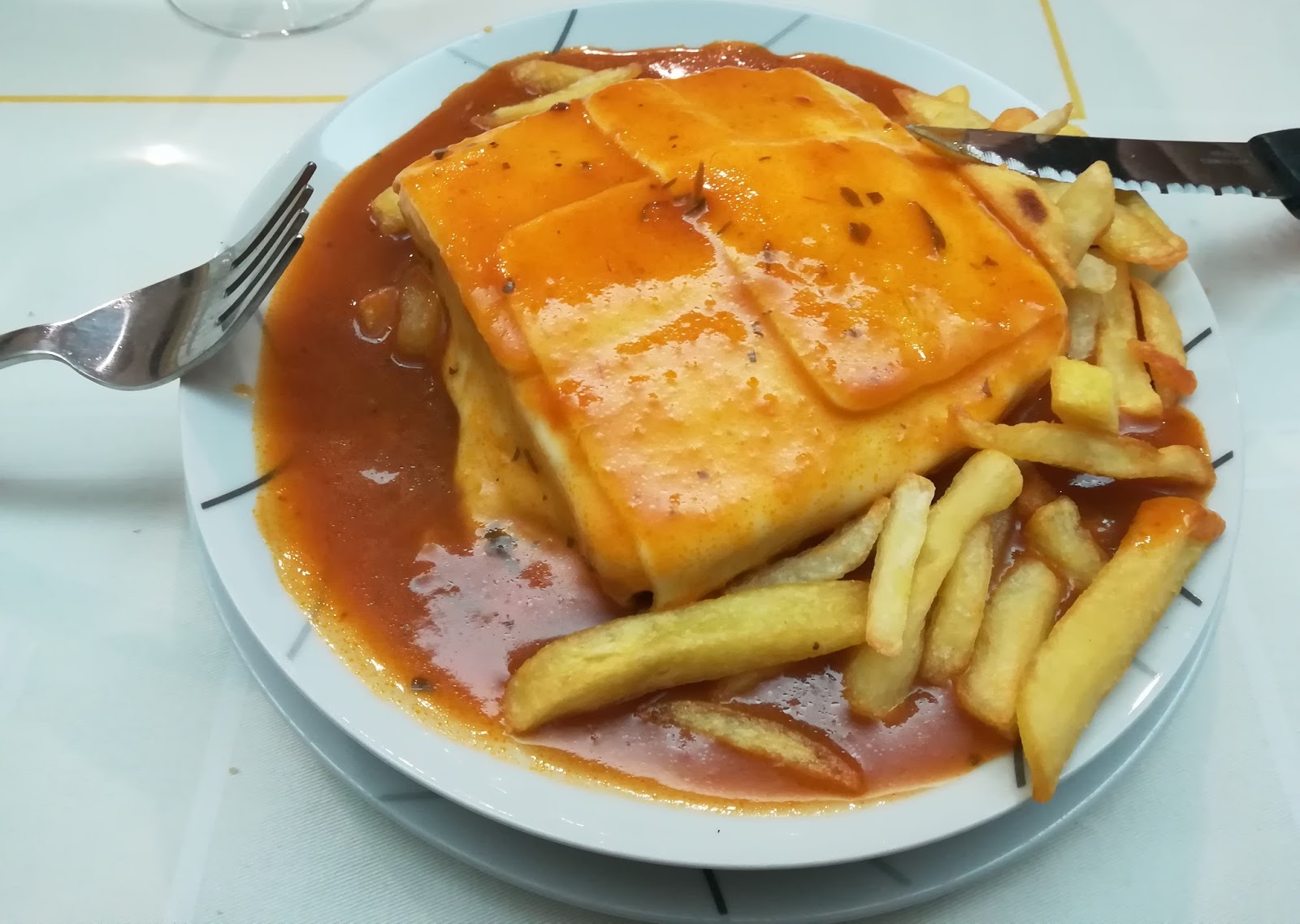 Cozinha da Tia Cris: Francesinha à Moda do Porto