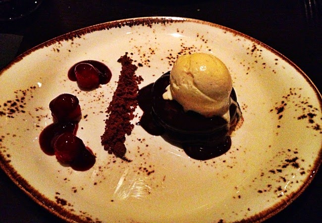Served Sonni Side Up: Review: Tanta