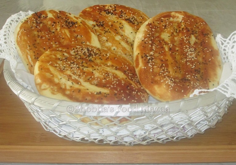 Shobha's Food Mazaa: IRANIAN / PERSIAN BARBARI BREAD / NAAN-E-BARBARI ...