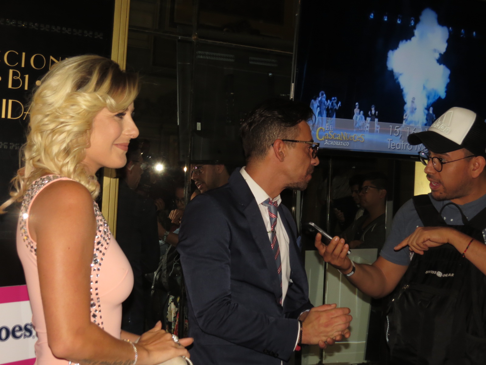 somos el espectador: KARLA BASO COMPLETAMENTE LLENA DE TALENTO