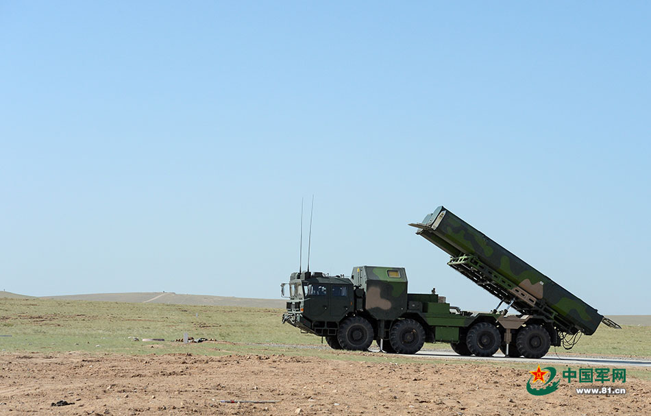 PHOTOZONE - The launch of the Chinese ground-launched cruise missile DF-10