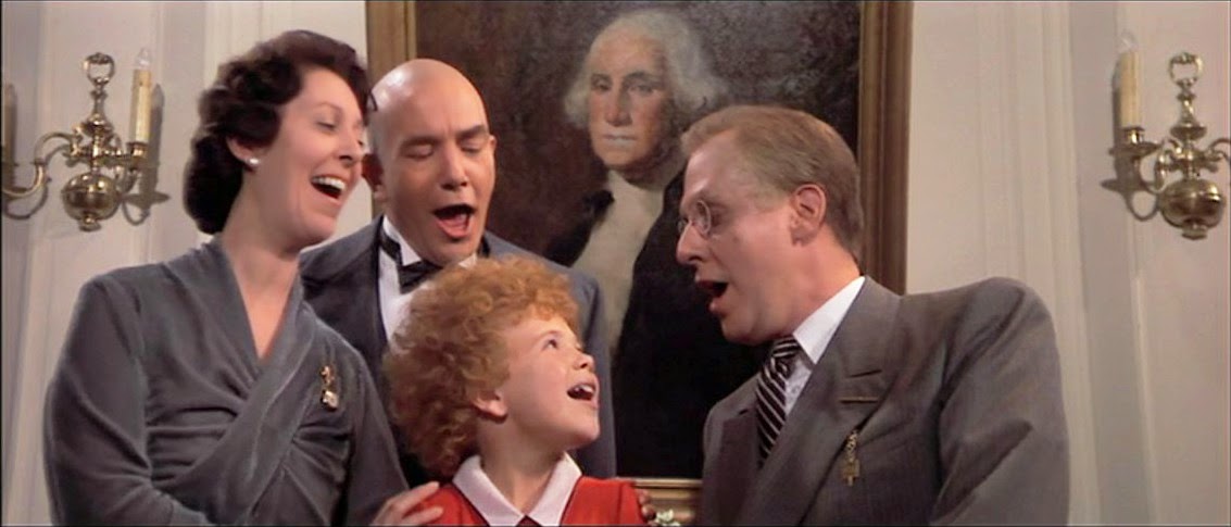 DREAMS ARE WHAT LE CINEMA IS FOR...: ANNIE 1982