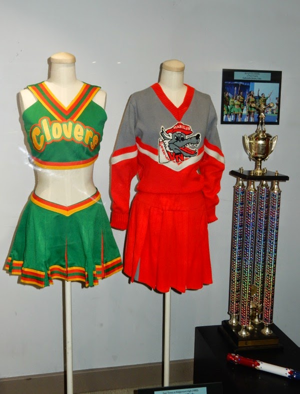 Hollywood Movie Costumes and Props: Bring It On cheerleader costume and ...