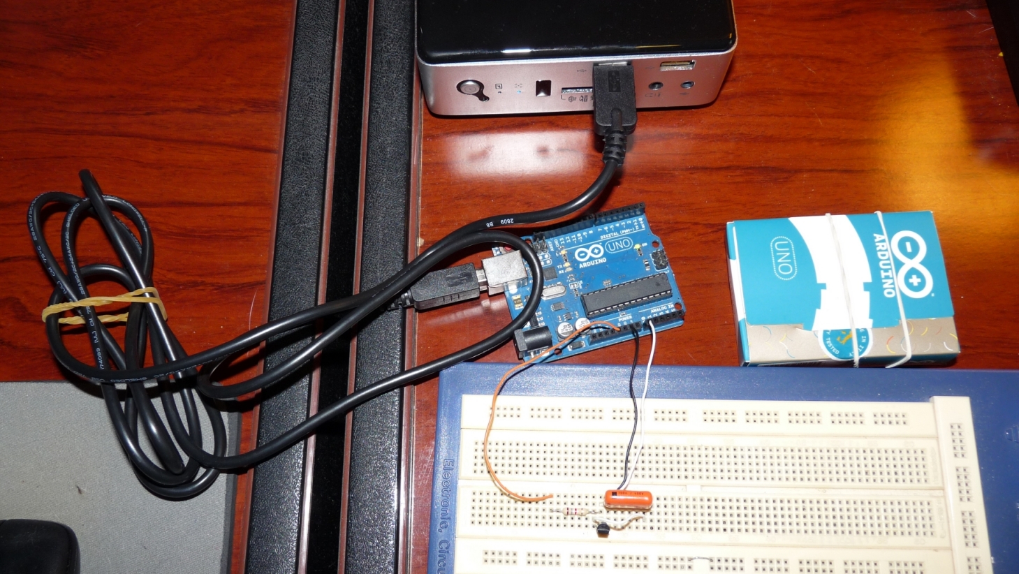 Cotidiana Place: Un sencillo termómetro con Visualino y Arduino