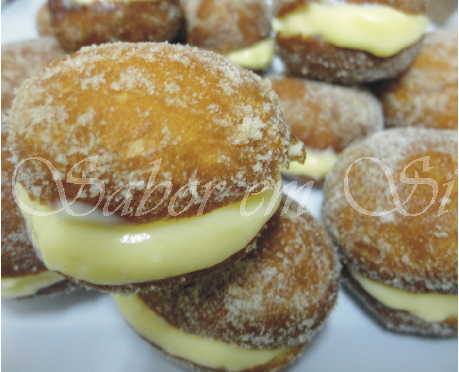 Mini Sonho Recheado com Creme