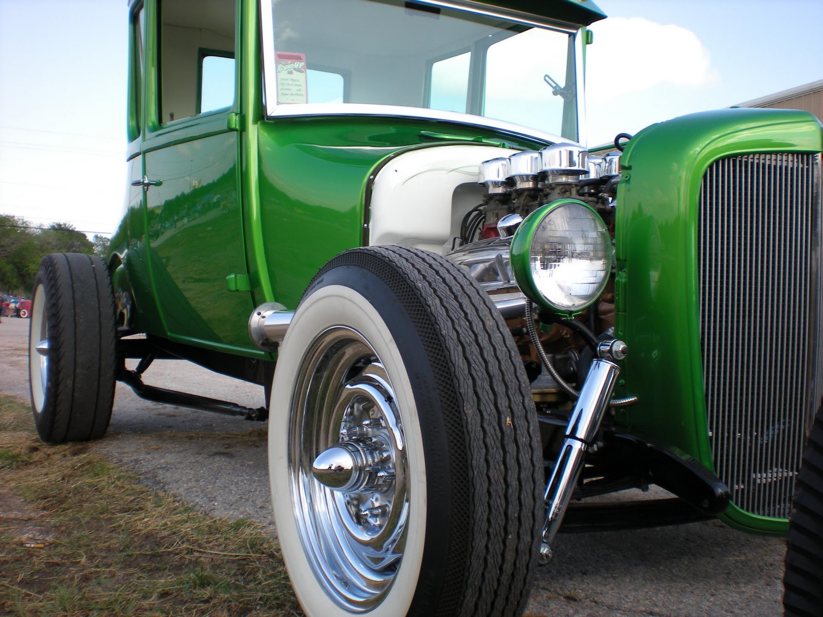 Rockabilly garage: Ford T Hot rod 1927