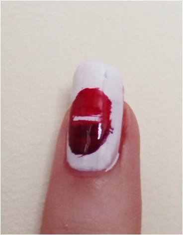 Traffic light nails | London Pin Stripe
