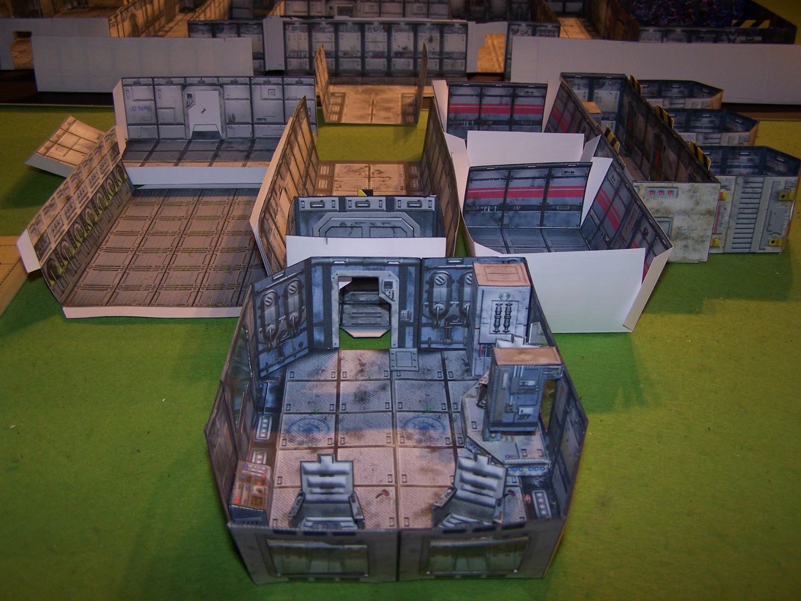 Another Glorious Day In The Corps: Papercraft Deep Space Freighter ...