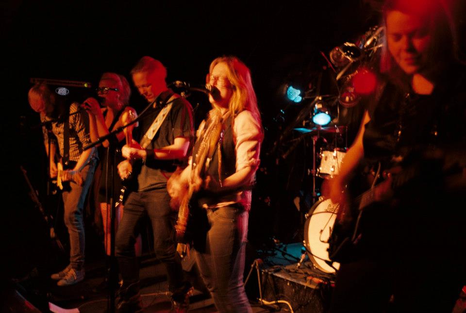 The Fanpage of the Icelandic band Hellvar: History of Hellvar