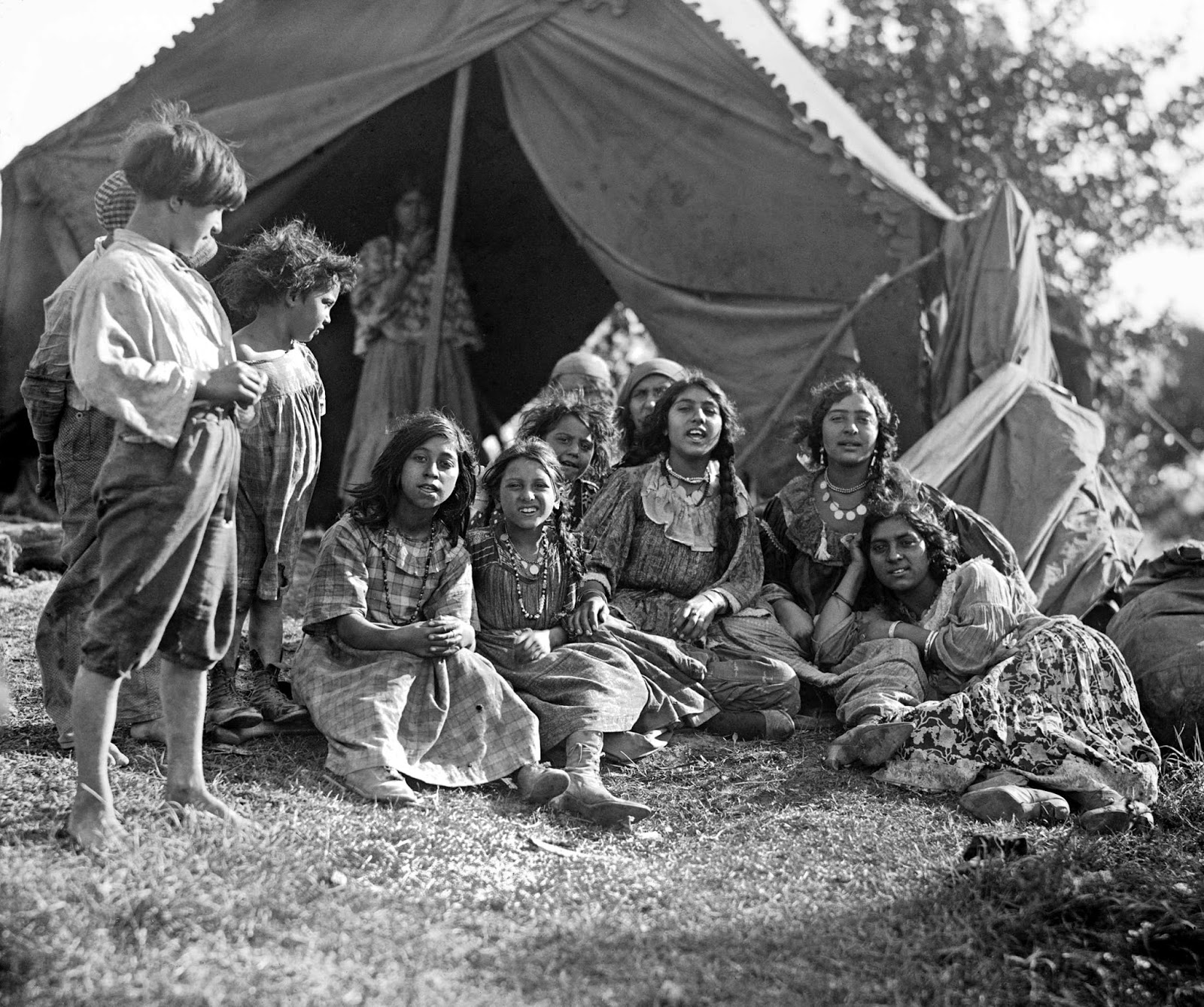 History in Photos: National Photo - Kids
