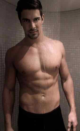 Marine lorphelin: Manhunt Sweden 2012 - Peter Jonsson