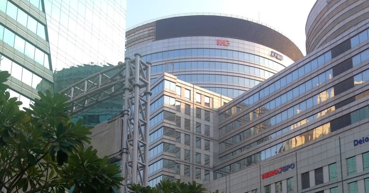 Sohum Sutras: Cyber hub, Gurgaon