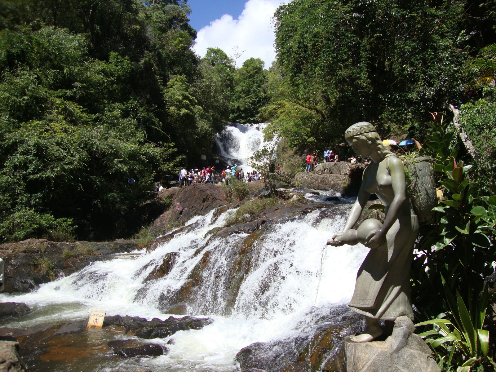 Top 3 Waterfalls in Da Lat, Vietnam - Vietnam Is Awesome