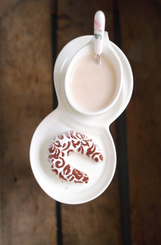 Tcharek praliné تشاراك بالبندق