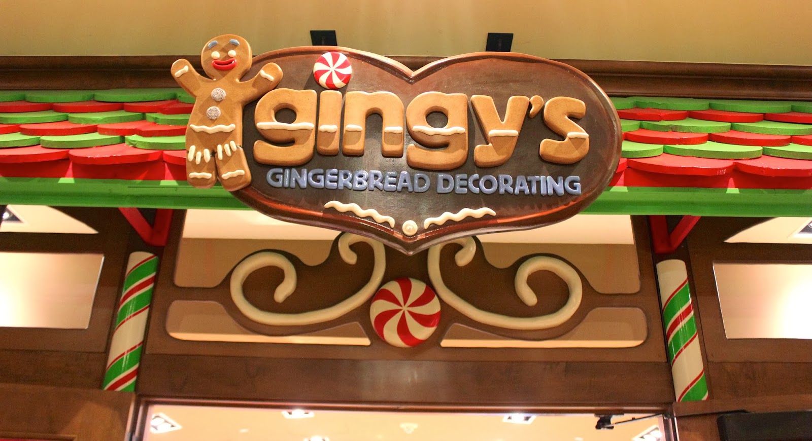 World of the Wilsons: Gingy's Gingerbread House