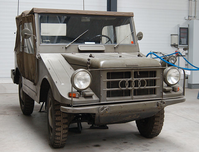 Two Stroke Cars: The Dkw Munga 1956-1968.