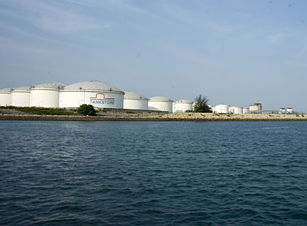 wild shores of singapore: A glimpse of Bukom after the fire