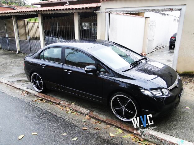 World Version Custom: Civic + Rodas aro 20"